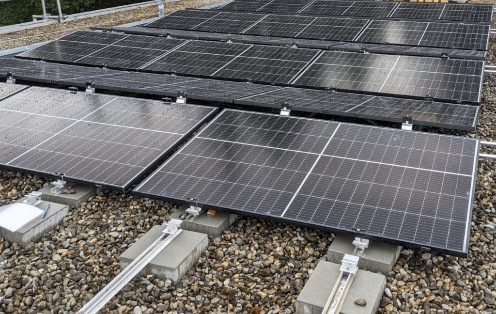 K2 Dome 6 auf PE-Platten oder Betonsteinen - K2 Systems