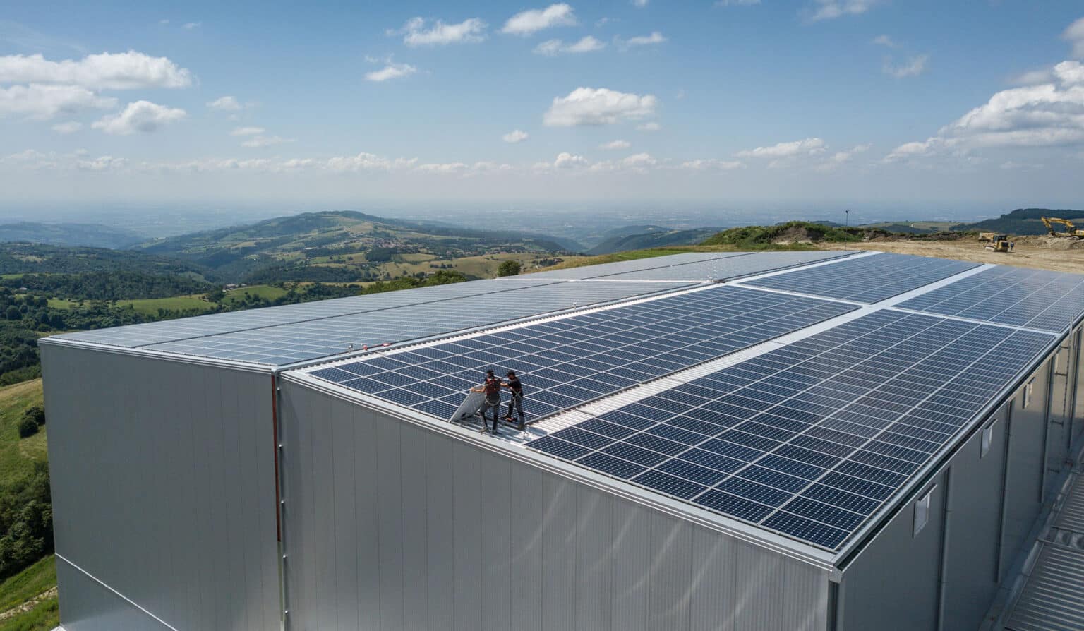 K2 BasicRail System auf Sandwichpaneelen - K2 Systems