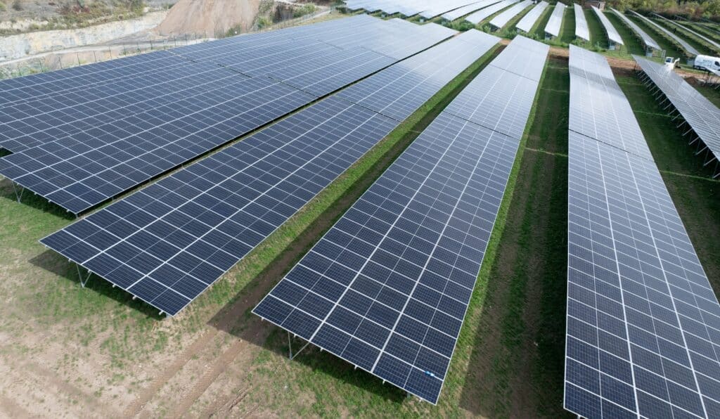 1,5 MW N-Rack 3.15 with pile-driven foundations - K2 Systems